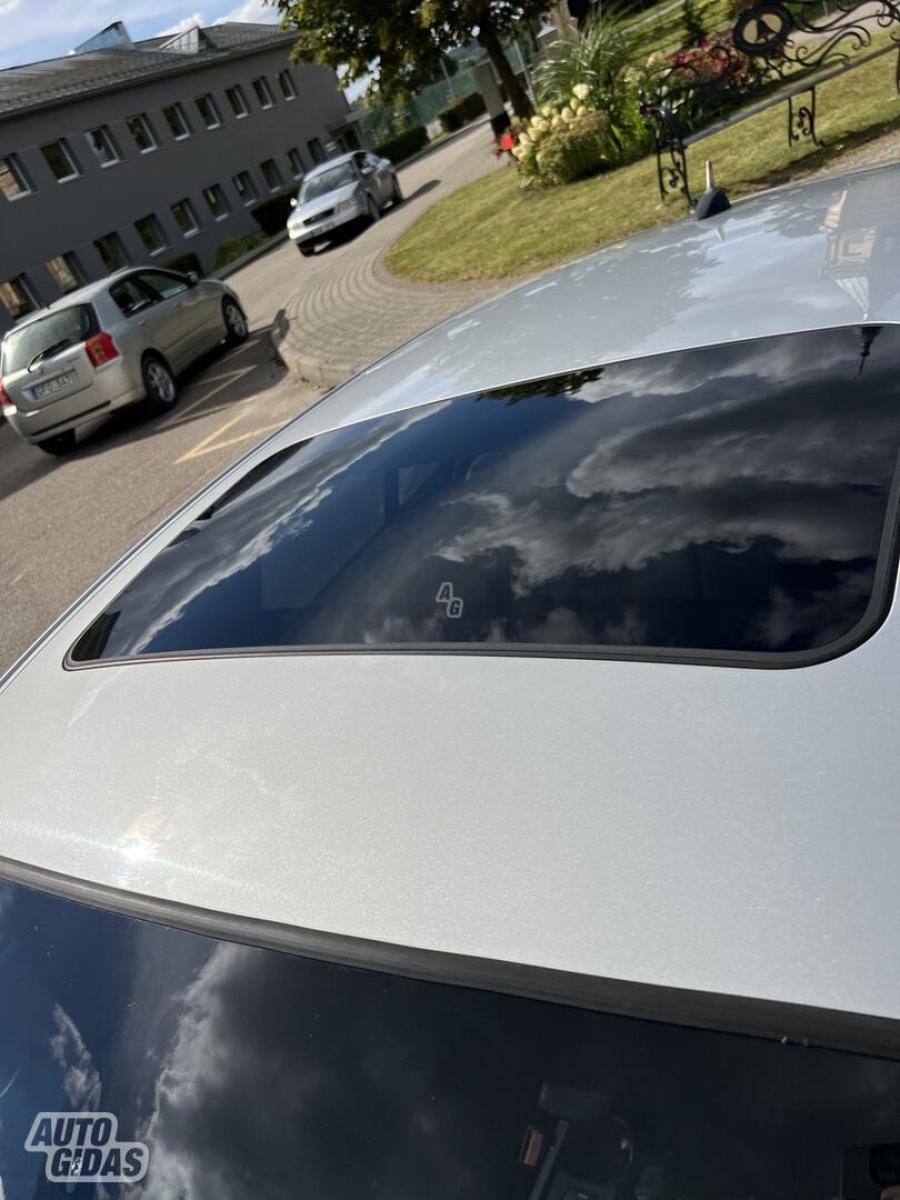 Grey BMW 120 2006 in Vilnius, with an engine capacity of 2.00 L and mileage of 374 thousand km for 2600 €, photo 14 on AUTOMOTO.COM.LV