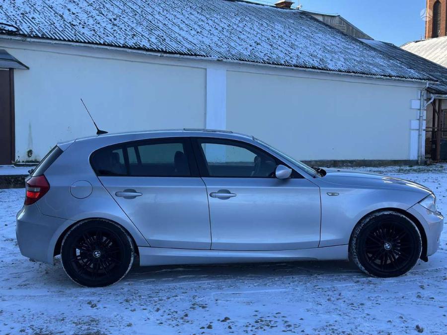 Pelēks BMW 120 2007 Kaišiadorys, ar dzinēja tilpumu 2.00 L un nobraukumu 246 tūkst. km par 5150 €, foto 6 vietnē AUTOMOTO.COM.LV