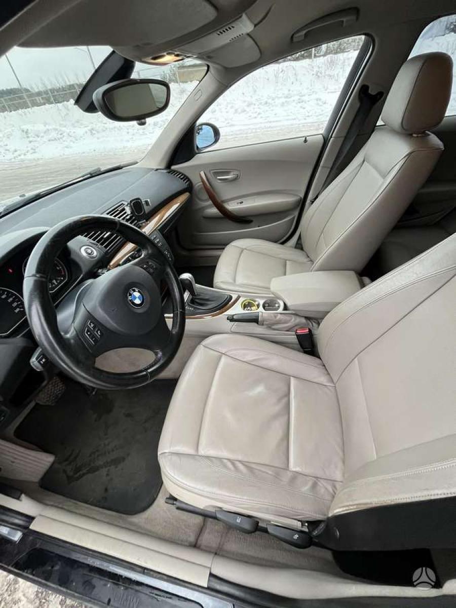 Grey BMW 120 2007 in Vilnius, with an engine capacity of 2.00 L and mileage of 243 thousand km for 3600 €, photo 11 on AUTOMOTO.COM.LV