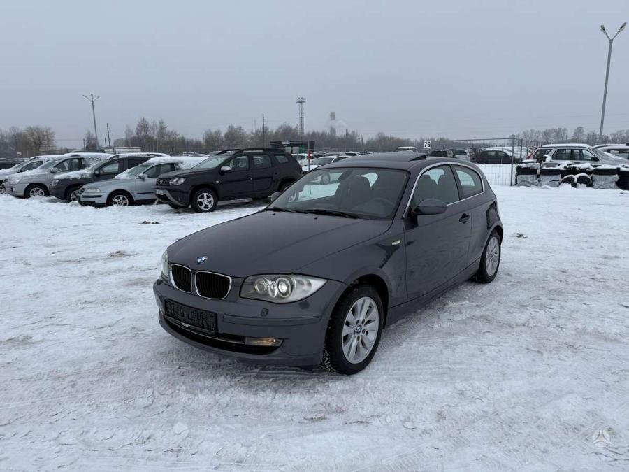 Grey BMW 120 2007 in Marijampole, with an engine capacity of 2.00 L and mileage of 203 thousand km for 4500 €, photo 1 on AUTOMOTO.COM.LV