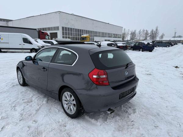 Pelēks BMW 120 2007 Marijampole, ar dzinēja tilpumu 2.00 L un nobraukumu 203 tūkst. km par 4500 €, foto 3 vietnē AUTOMOTO.COM.LV