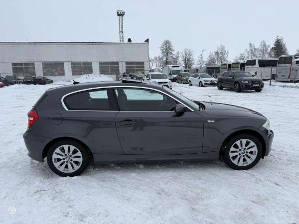 Pelēks BMW 120 2007 Marijampole, ar dzinēja tilpumu 2.00 L un nobraukumu 203 tūkst. km par 4500 €, foto 5 vietnē AUTOMOTO.COM.LV