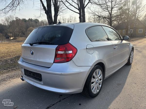 Pelēks BMW 120 2007 Varėna, ar dzinēja tilpumu 2.00 L un nobraukumu 193 tūkst. km par 4900 €, foto 4 vietnē AUTOMOTO.COM.LV