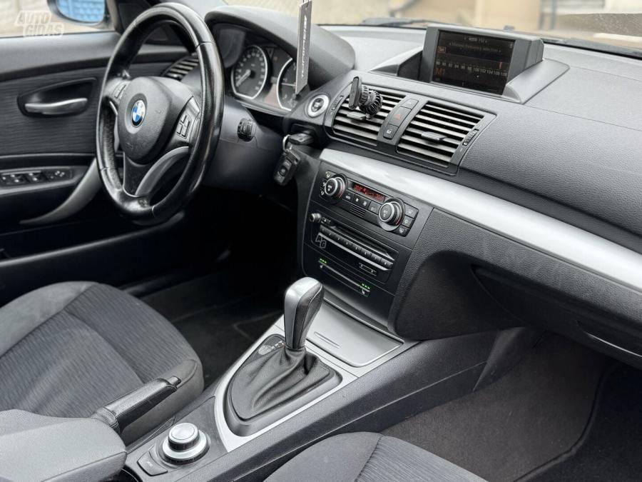 Pelēks BMW 120 2007 Kauņa, ar dzinēja tilpumu 2.00 L un nobraukumu 263 tūkst. km par 3850 €, foto 13 vietnē AUTOMOTO.COM.LV