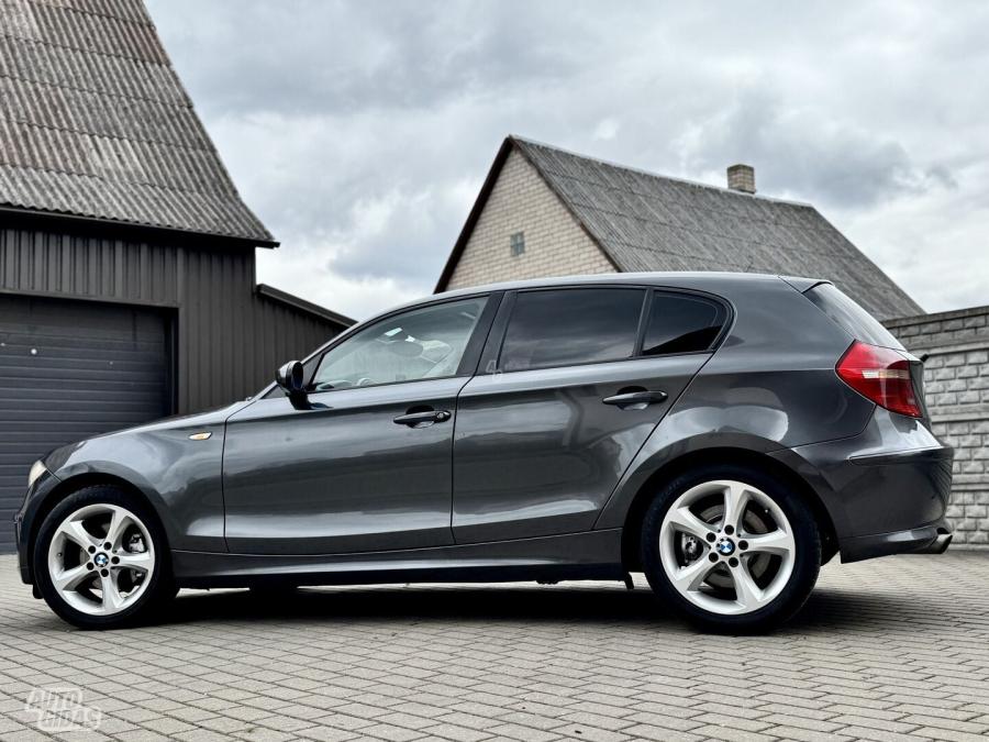 Grey BMW 120 2007 in Kaunas, with an engine capacity of 2.00 L and mileage of 263 thousand km for 3800 €, photo 5 on AUTOMOTO.COM.LV