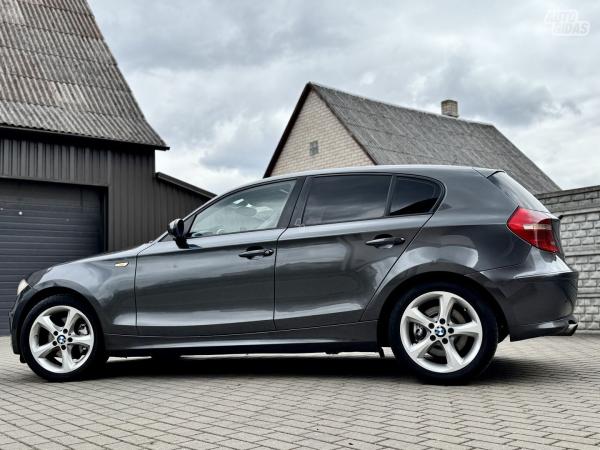Pelēks BMW 120 2007 Kauņa, ar dzinēja tilpumu 2.00 L un nobraukumu 263 tūkst. km par 4150 €, foto 3 vietnē AUTOMOTO.COM.LV