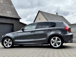 Grey BMW 120 2007 in Kaunas, with an engine capacity of 2.00 L and mileage of 263 thousand km for 3999 €, photo  on AUTOMOTO.COM.LV