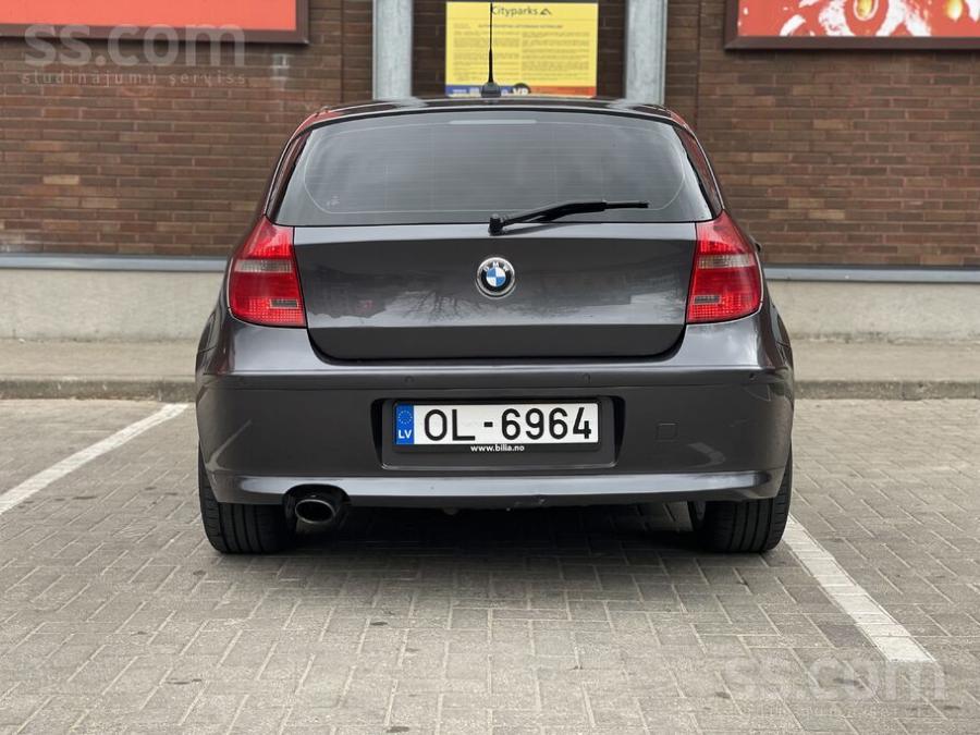Grey BMW 120 2007 in Riga, with an engine capacity of 2.00 L and mileage of 302 thousand km for 4025 €, photo 9 on AUTOMOTO.COM.LV