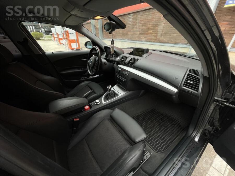 Grey BMW 120 2007 in Riga, with an engine capacity of 2.00 L and mileage of 302 thousand km for 4025 €, photo 12 on AUTOMOTO.COM.LV