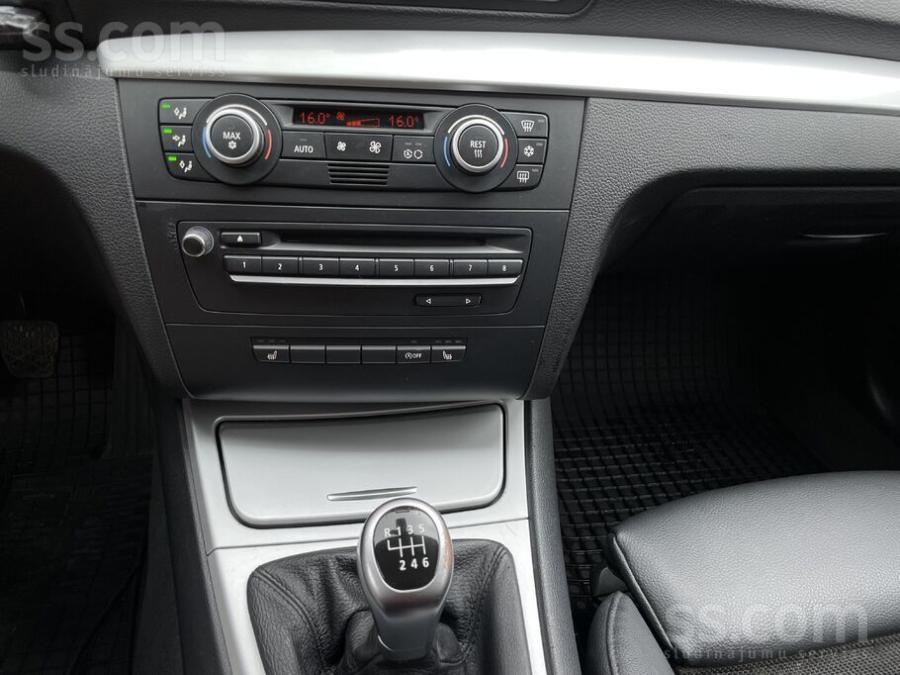 Grey BMW 120 2007 in Riga, with an engine capacity of 2.00 L and mileage of 302 thousand km for 4025 €, photo 18 on AUTOMOTO.COM.LV