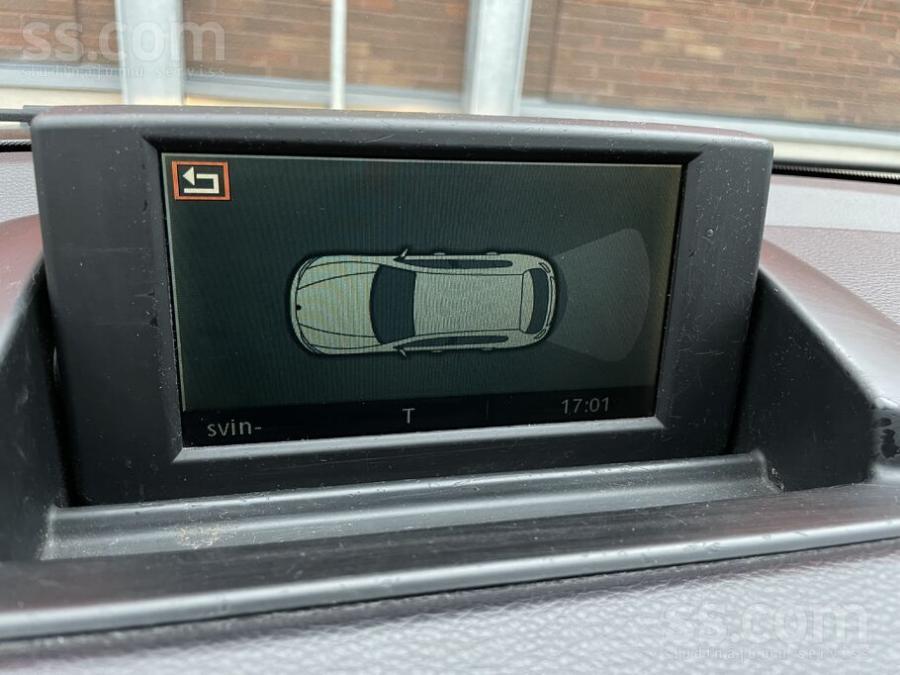 Grey BMW 120 2007 in Riga, with an engine capacity of 2.00 L and mileage of 302 thousand km for 4025 €, photo 21 on AUTOMOTO.COM.LV