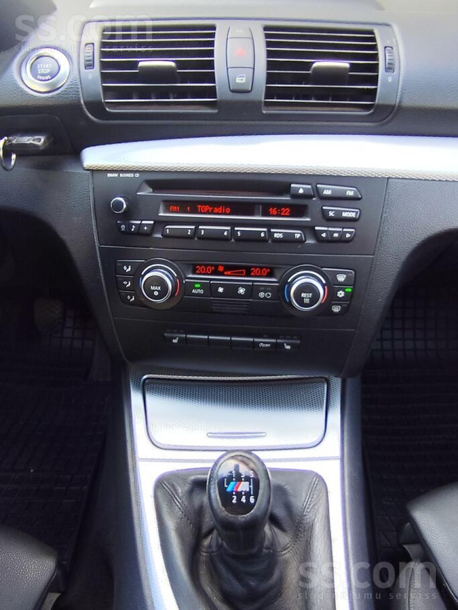 Grey BMW 120 2007 in Bauska, with an engine capacity of 2.00 L and mileage of 388 thousand km for 4300 €, photo 8 on AUTOMOTO.COM.LV