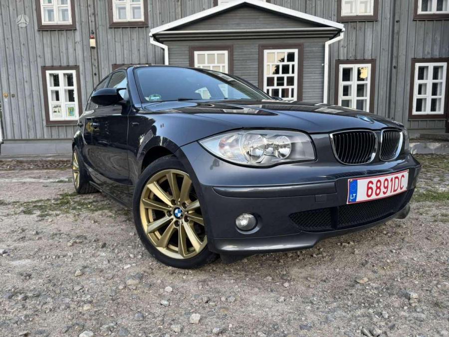 Pelēks BMW 120 2007 Kaišiadorys, ar dzinēja tilpumu 2.00 L un nobraukumu 228 tūkst. km par 3800 €, foto 1 vietnē AUTOMOTO.COM.LV