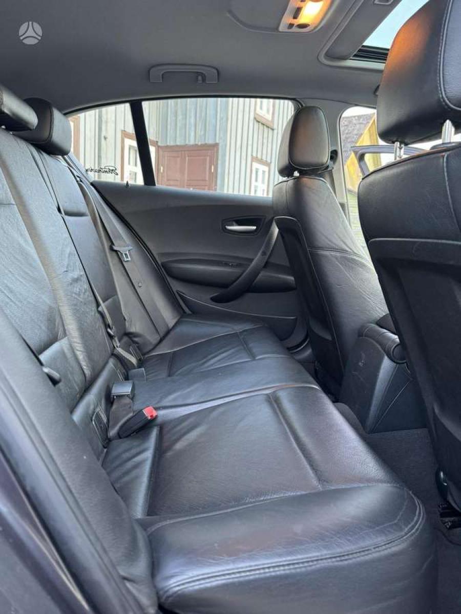 Pelēks BMW 120 2007 Kaišiadorys, ar dzinēja tilpumu 2.00 L un nobraukumu 228 tūkst. km par 3800 €, foto 11 vietnē AUTOMOTO.COM.LV