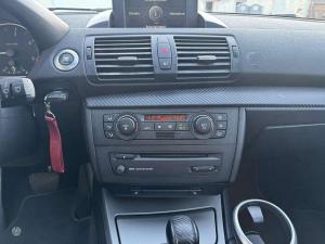 Pelēks BMW 120 2007 Kaišiadorys, ar dzinēja tilpumu 2.00 L un nobraukumu 228 tūkst. km par 3800 €, foto 14 vietnē AUTOMOTO.COM.LV