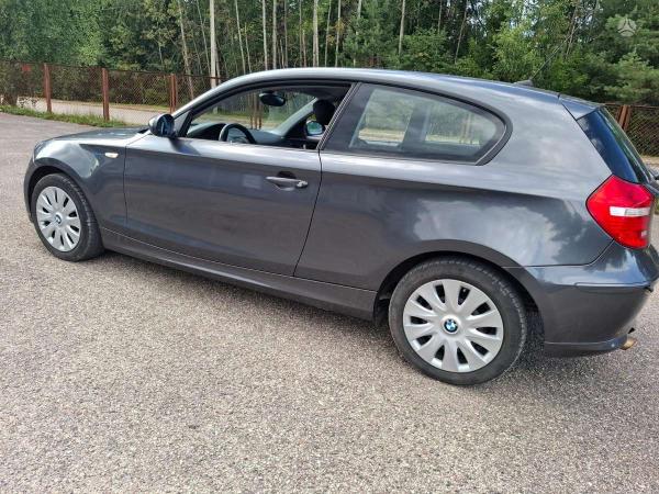 Серый БМВ 120 2007 в Утена, объемом двигателя 2.00 л и пробегом 219 тыс. км за 2700 €, фото 5 на AUTOMOTO.COM.LV
