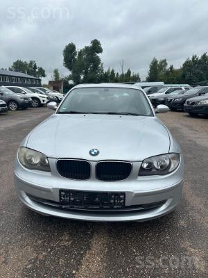 Pelēks BMW 120 2007 Daugavpils, ar dzinēja tilpumu 2.00 L un nobraukumu 199 tūkst. km par 4650 €, foto  vietnē AUTOMOTO.COM.LV