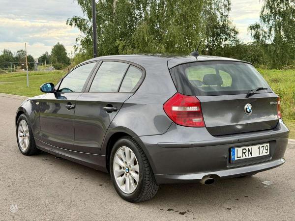 Grey BMW 120 2007 in Vilnius, with an engine capacity of 2.00 L and mileage of 300 thousand km for 3150 €, photo 5 on AUTOMOTO.COM.LV