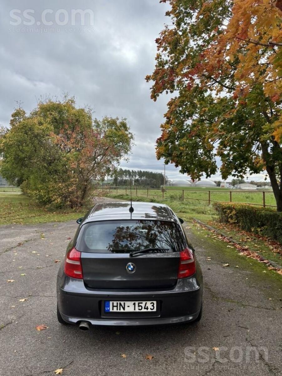 Pelēks BMW 120 2007 Saldus, ar dzinēja tilpumu 2.00 L un nobraukumu 304 tūkst. km par 4500 €, foto 4 vietnē AUTOMOTO.COM.LV
