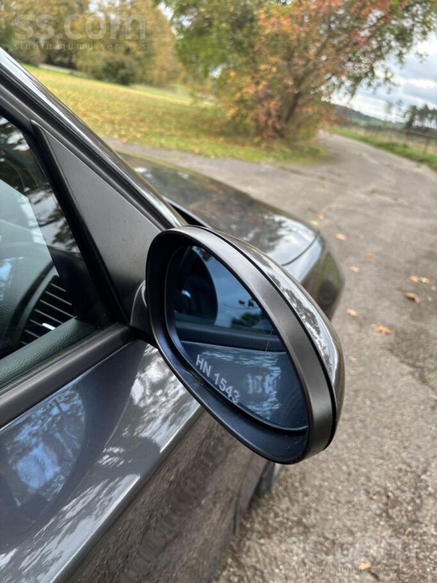 Pelēks BMW 120 2007 Saldus, ar dzinēja tilpumu 2.00 L un nobraukumu 304 tūkst. km par 4500 €, foto 6 vietnē AUTOMOTO.COM.LV