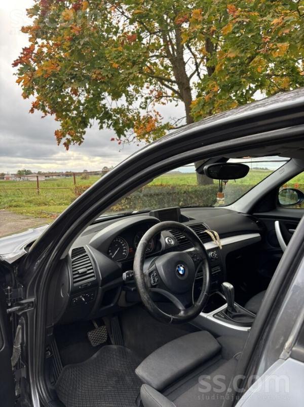 Pelēks BMW 120 2007 Saldus, ar dzinēja tilpumu 2.00 L un nobraukumu 304 tūkst. km par 4500 €, foto 7 vietnē AUTOMOTO.COM.LV