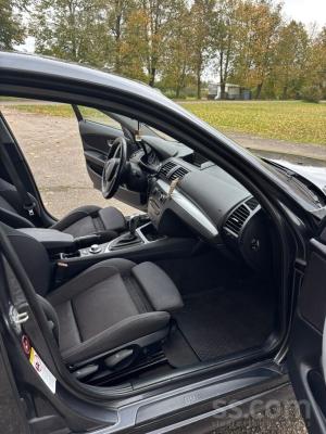 Pelēks BMW 120 2007 Saldus, ar dzinēja tilpumu 2.00 L un nobraukumu 304 tūkst. km par 4500 €, foto 8 vietnē AUTOMOTO.COM.LV