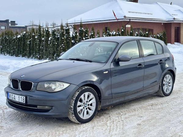 Grey BMW 120 2008 in Vilnius, with an engine capacity of 2.00 L and mileage of 250 thousand km for 2900 €, photo 1 on AUTOMOTO.COM.LV