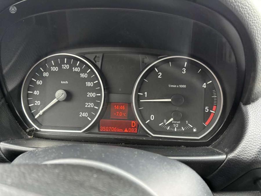 Grey BMW 120 2008 in Radviliskis, with an engine capacity of 0.00 L and mileage of 350 thousand km for 3750 €, photo 27 on AUTOMOTO.COM.LV