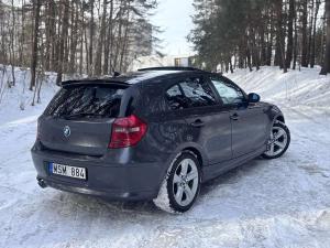 Grey BMW 120 2008 in Vilnius, with an engine capacity of 2.00 L and mileage of 360 thousand km for 3999 €, photo 4 on AUTOMOTO.COM.LV