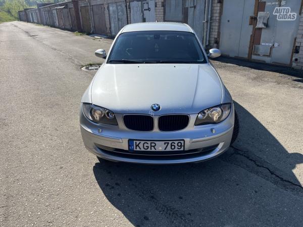 Pelēks BMW 120 2008 Panevēža, ar dzinēja tilpumu 2.00 L un nobraukumu 369 tūkst. km par 2500 €, foto 1 vietnē AUTOMOTO.COM.LV