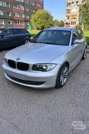 Pelēks BMW 120 2008 Viļņa, ar dzinēja tilpumu 2.00 L un nobraukumu 249 tūkst. km par 2800 €, foto  vietnē AUTOMOTO.COM.LV
