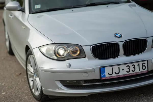 Grey BMW 120 2008 in Liepaja, with an engine capacity of 2.00 L and mileage of 308 thousand km for 4850 €, photo 6 on AUTOMOTO.COM.LV