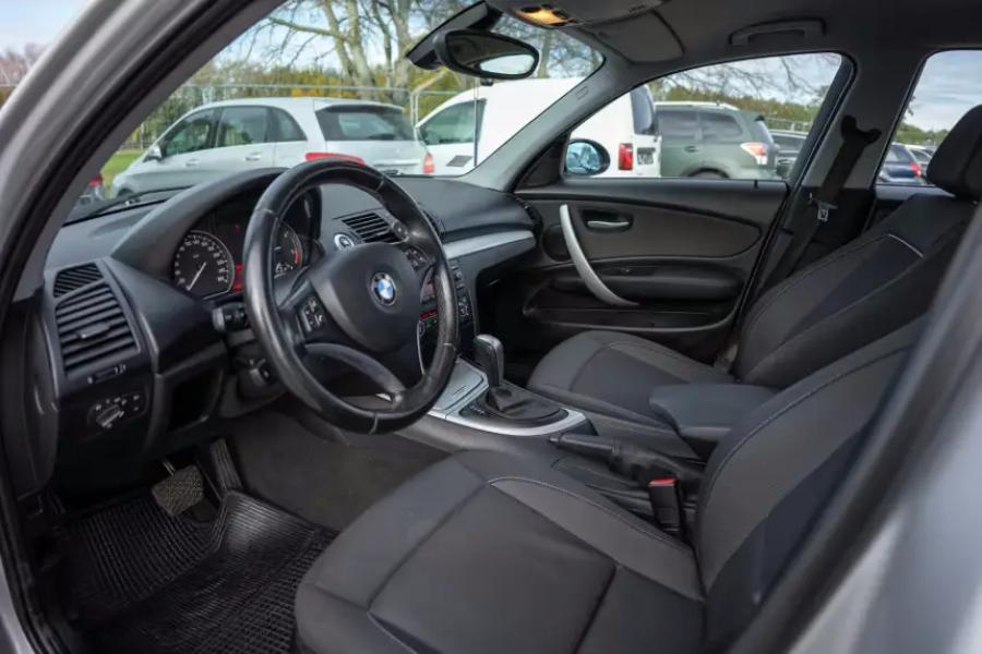 Pelēks BMW 120 2008 Liepāja, ar dzinēja tilpumu 2.00 L un nobraukumu 308 tūkst. km par 4850 €, foto 10 vietnē AUTOMOTO.COM.LV