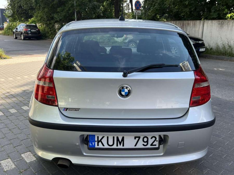 Pelēks BMW 120 2008 Viļņa, ar dzinēja tilpumu 2.00 L un nobraukumu 250 tūkst. km par 2450 €, foto 4 vietnē AUTOMOTO.COM.LV