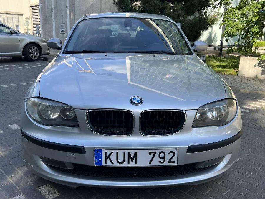Pelēks BMW 120 2008 Viļņa, ar dzinēja tilpumu 2.00 L un nobraukumu 250 tūkst. km par 2450 €, foto 6 vietnē AUTOMOTO.COM.LV