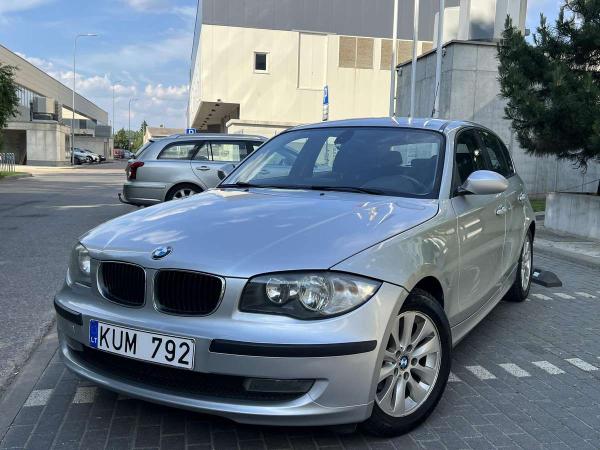 Grey BMW 120 2008 in Vilnius, with an engine capacity of 2.00 L and mileage of 250 thousand km for 2450 €, photo 10 on AUTOMOTO.COM.LV