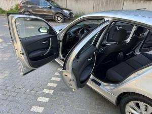 Pelēks BMW 120 2008 Viļņa, ar dzinēja tilpumu 2.00 L un nobraukumu 250 tūkst. km par 2450 €, foto 21 vietnē AUTOMOTO.COM.LV