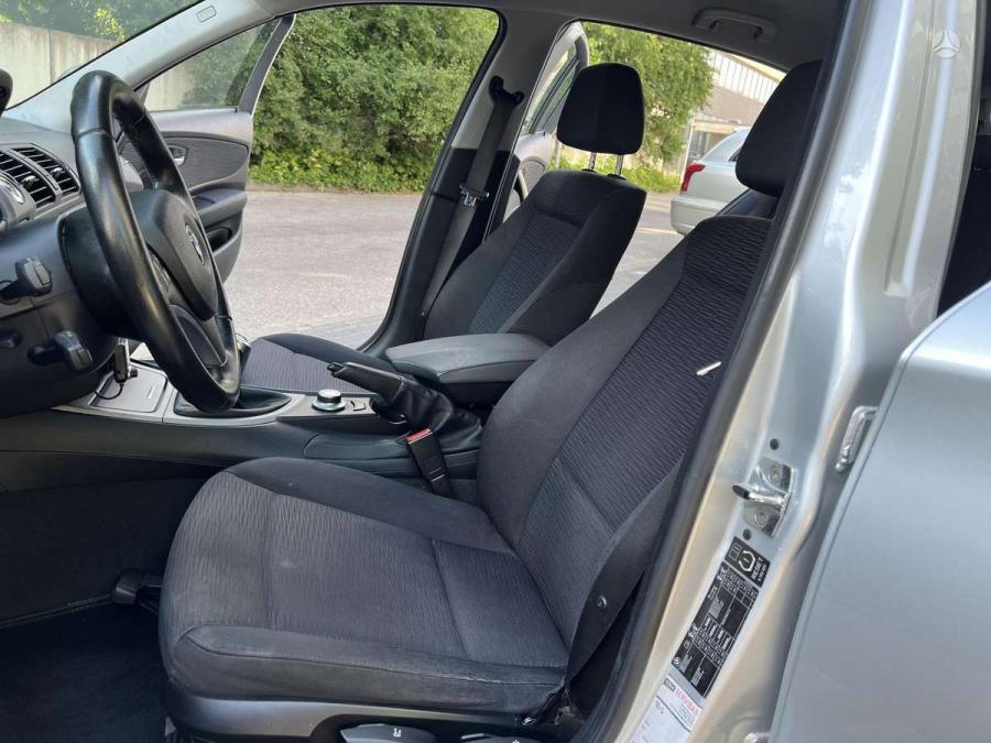 Pelēks BMW 120 2008 Viļņa, ar dzinēja tilpumu 2.00 L un nobraukumu 250 tūkst. km par 2450 €, foto 27 vietnē AUTOMOTO.COM.LV