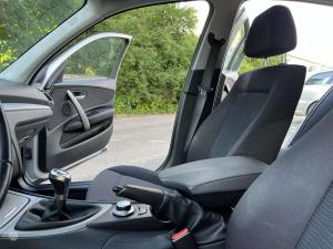 Pelēks BMW 120 2008 Viļņa, ar dzinēja tilpumu 2.00 L un nobraukumu 250 tūkst. km par 2450 €, foto 29 vietnē AUTOMOTO.COM.LV
