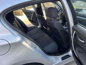 Pelēks BMW 120 2008 Viļņa, ar dzinēja tilpumu 2.00 L un nobraukumu 250 tūkst. km par 2450 €, foto 31 vietnē AUTOMOTO.COM.LV