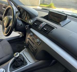 Pelēks BMW 120 2008 Viļņa, ar dzinēja tilpumu 2.00 L un nobraukumu 250 tūkst. km par 2450 €, foto 36 vietnē AUTOMOTO.COM.LV