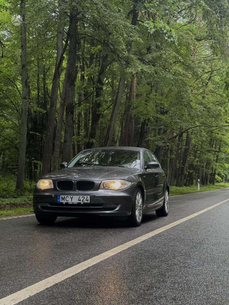 Pelēks BMW 120 2008 Kauņa, ar dzinēja tilpumu 2.00 L un nobraukumu 278 tūkst. km par 4500 €, foto 1 vietnē AUTOMOTO.COM.LV
