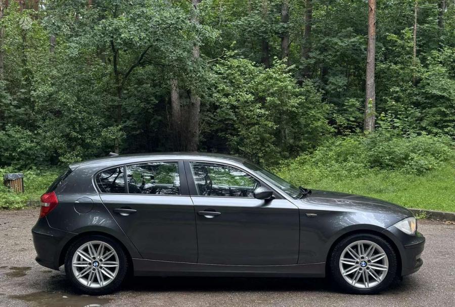 Pelēks BMW 120 2008 Kauņa, ar dzinēja tilpumu 2.00 L un nobraukumu 278 tūkst. km par 4500 €, foto 5 vietnē AUTOMOTO.COM.LV