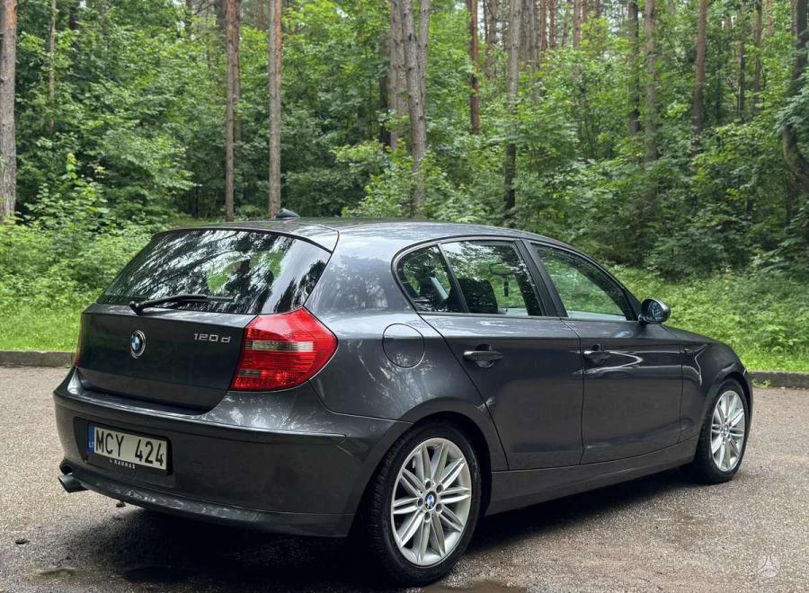 Pelēks BMW 120 2008 Kauņa, ar dzinēja tilpumu 2.00 L un nobraukumu 278 tūkst. km par 4500 €, foto 6 vietnē AUTOMOTO.COM.LV