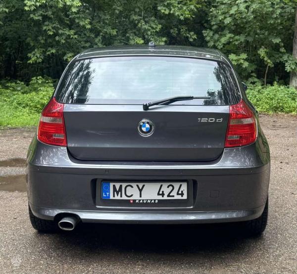 Grey BMW 120 2008 in Kaunas, with an engine capacity of 2.00 L and mileage of 278 thousand km for 4500 €, photo 6 on AUTOMOTO.COM.LV