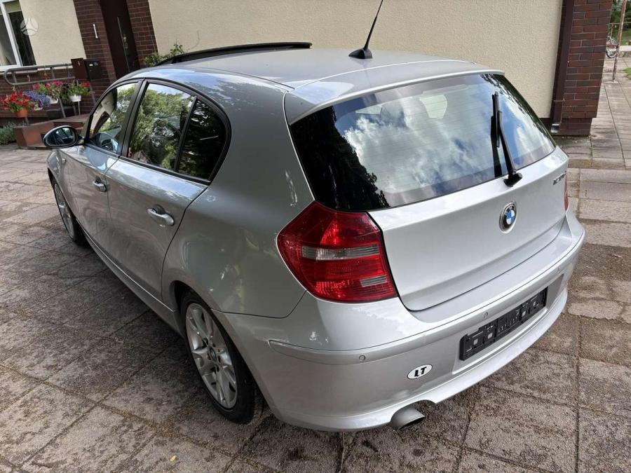 Grey BMW 120 2008 in Birstonas, with an engine capacity of 2.00 L and mileage of 271 thousand km for 3299 €, photo 7 on AUTOMOTO.COM.LV