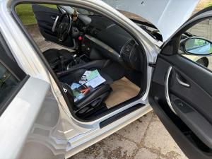 Grey BMW 120 2008 in Birstonas, with an engine capacity of 2.00 L and mileage of 271 thousand km for 3299 €, photo 15 on AUTOMOTO.COM.LV