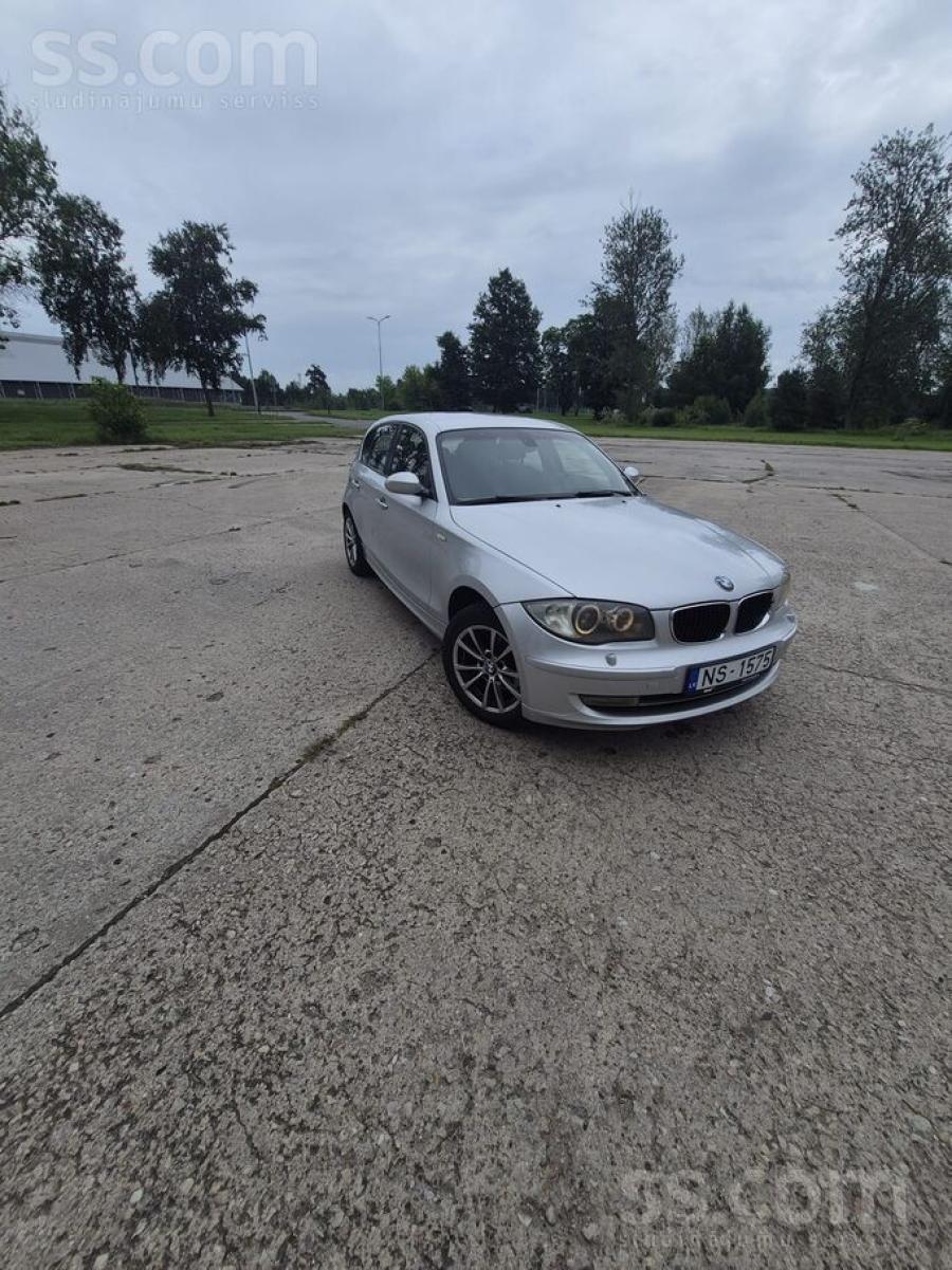 Pelēks BMW 120 2008 Liepāja, ar dzinēja tilpumu 2.00 L un nobraukumu 325 tūkst. km par 5000 €, foto 3 vietnē AUTOMOTO.COM.LV