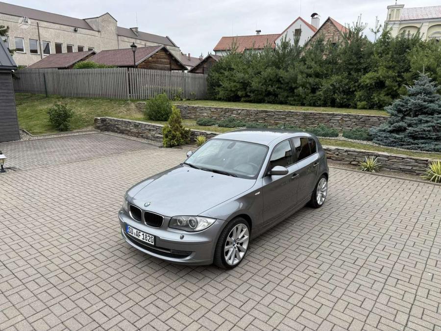 Pelēks BMW 120 2008 Kėdainiai, ar dzinēja tilpumu 2.00 L un nobraukumu 285 tūkst. km par 3700 €, foto 3 vietnē AUTOMOTO.COM.LV
