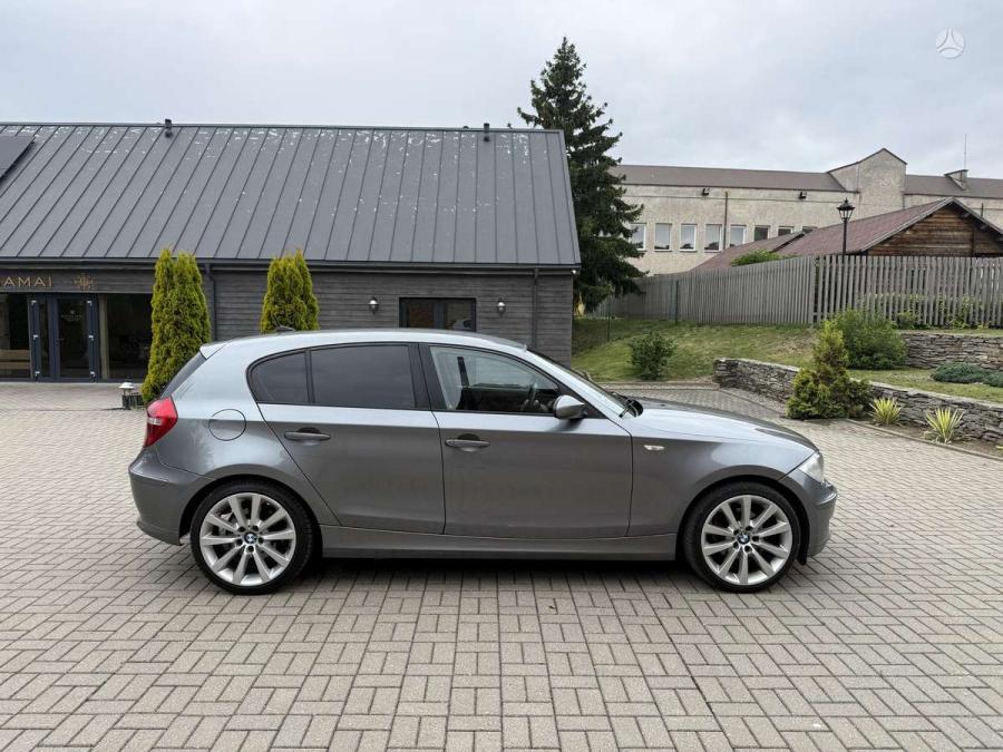 Pelēks BMW 120 2008 Kėdainiai, ar dzinēja tilpumu 2.00 L un nobraukumu 285 tūkst. km par 3700 €, foto 9 vietnē AUTOMOTO.COM.LV